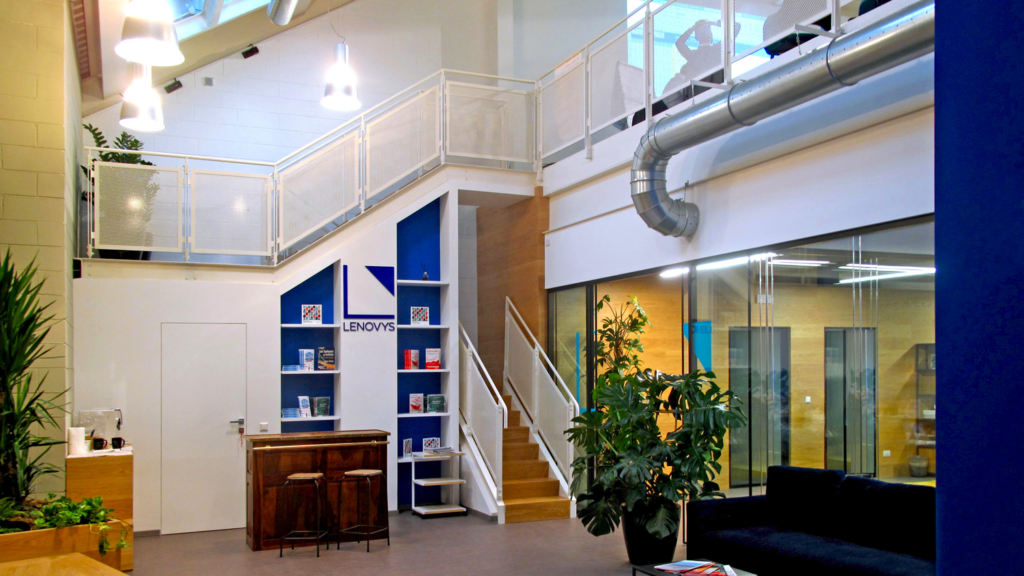 La Storia di Lenovys: Visione, Successi e Cultura Aziendale